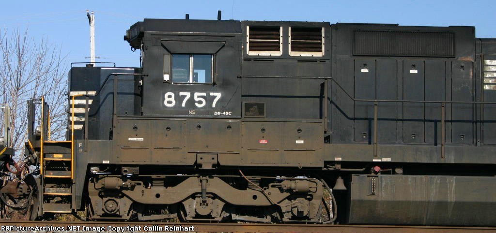 NS 8757